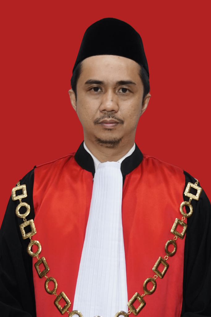 Profil Wakil Ketua - Pengadilan Negeri Karawang Kelas IB